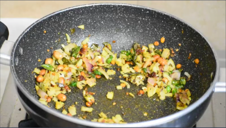 Vegetable Poha | Diet Poha - Palate's Desire