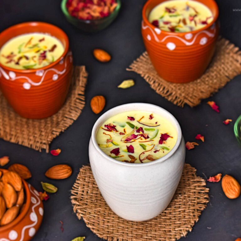 Kesar Badam Milk Recipe [+ video ] - Palate's Desire