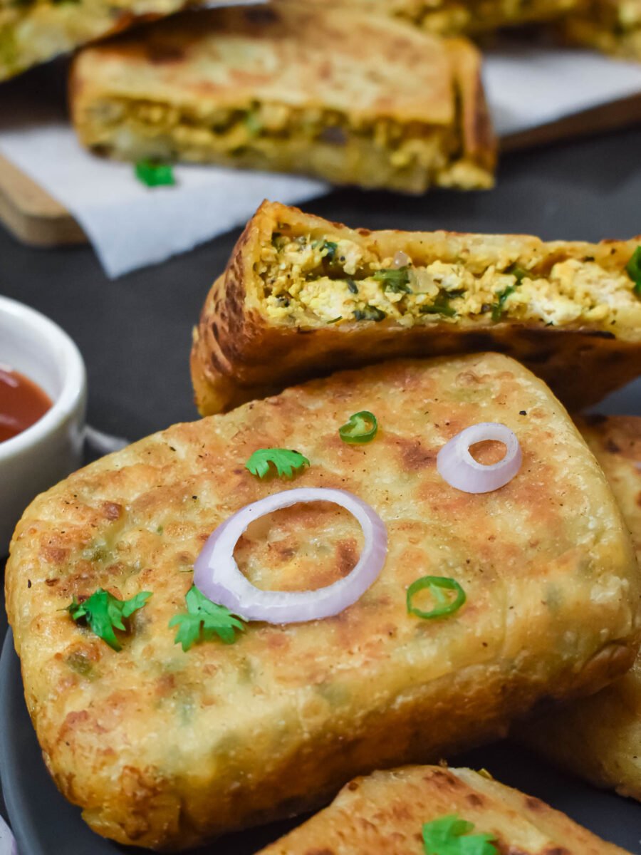 Easy Chicken Baida Roti Recipe - Palate's Desire
